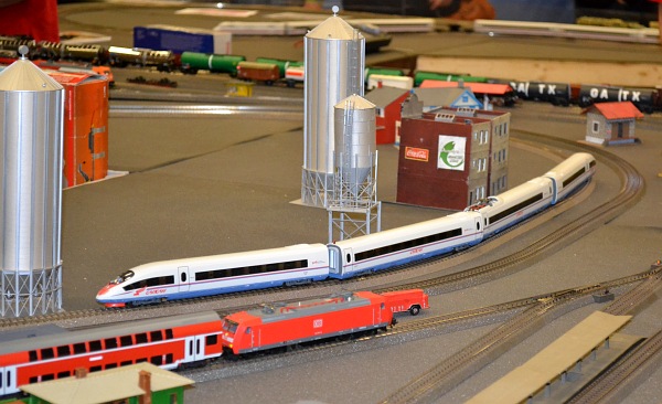 SUPERTRAIN 2017 - Photo Galleries